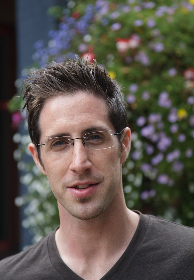 Ryan Cook - The Artizo Institute